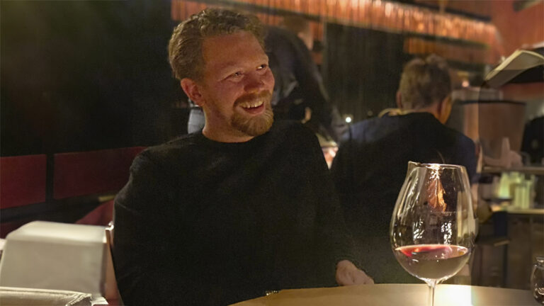 Maaliskuun 2024 sommelier on Samuel Muir - Suomen Sommelierit ry